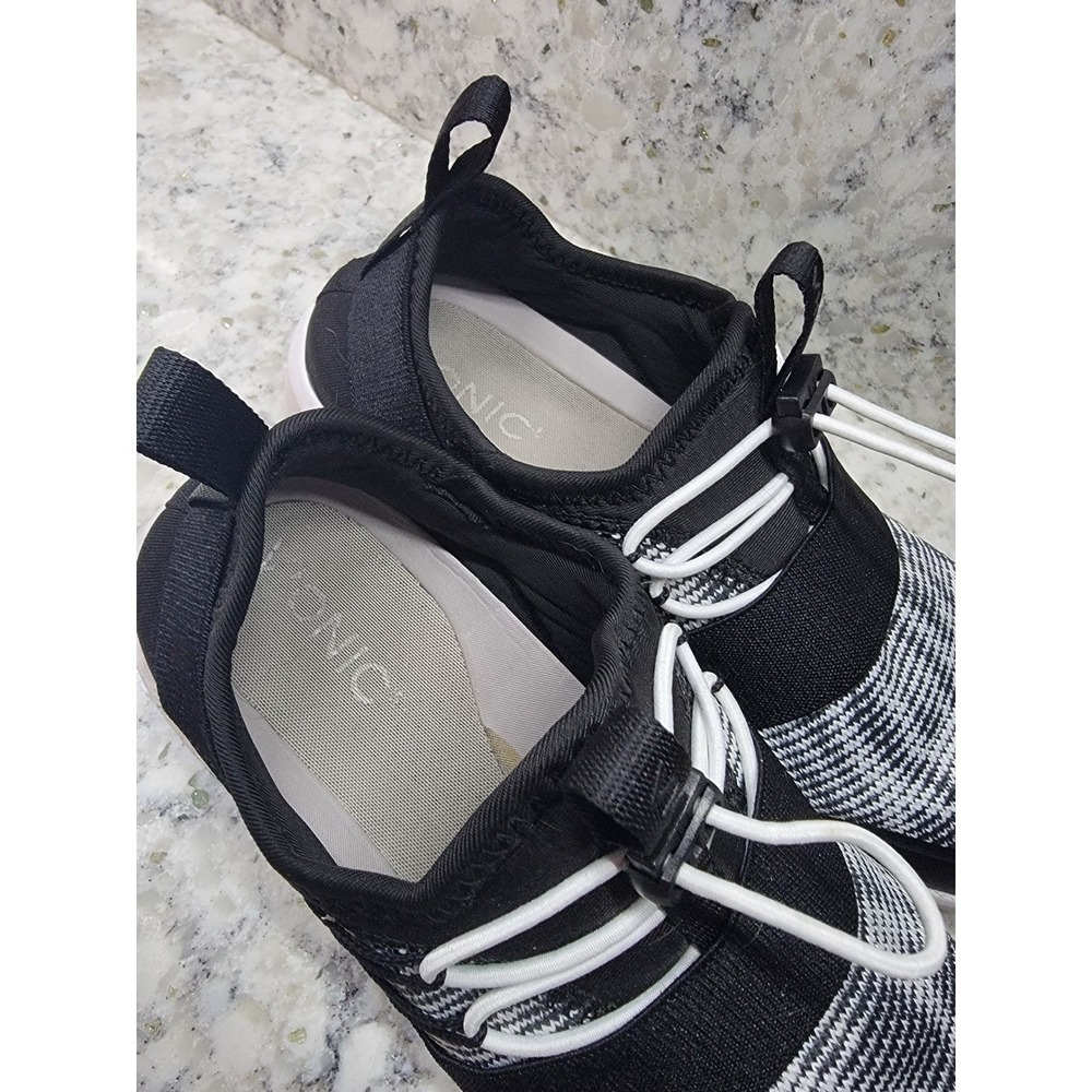 Vionic | Shoes | Vionic Alaina Womens 7 Black White Bungee Strap Active ...